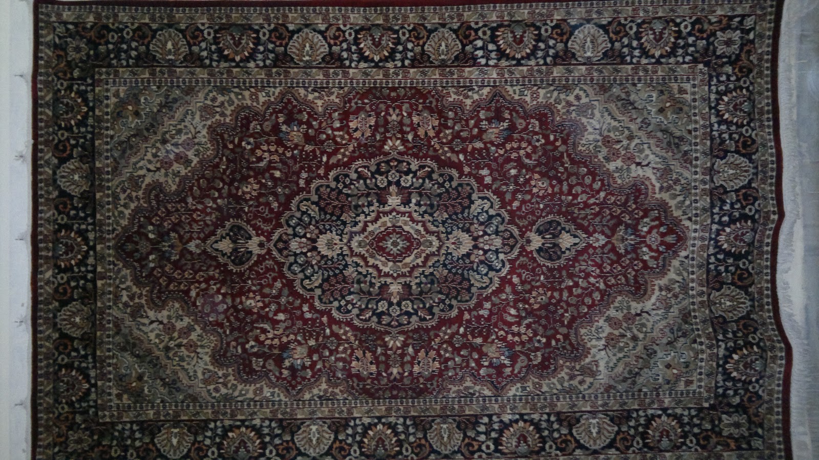 INDIAN CARPET AND TEXTILES: HAND MADE HAND KNOTTED CARPETS FROM JAIPUR