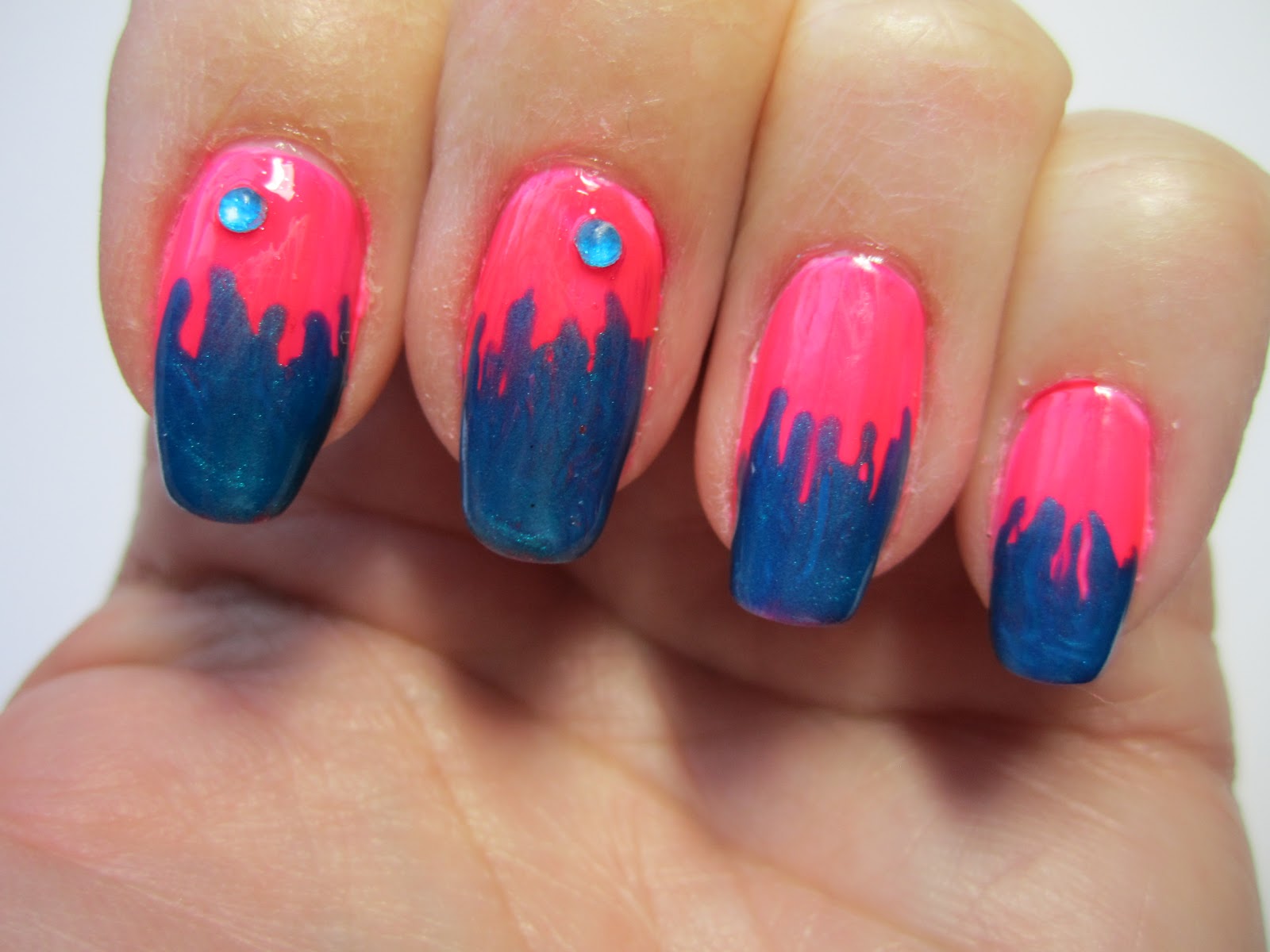 Colorsplash Nails: Funky Tips