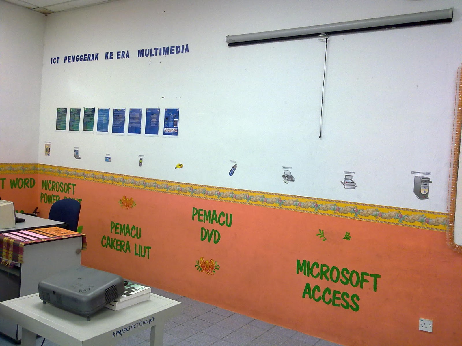 Makmal Komputer ~ ICT SK JAWI