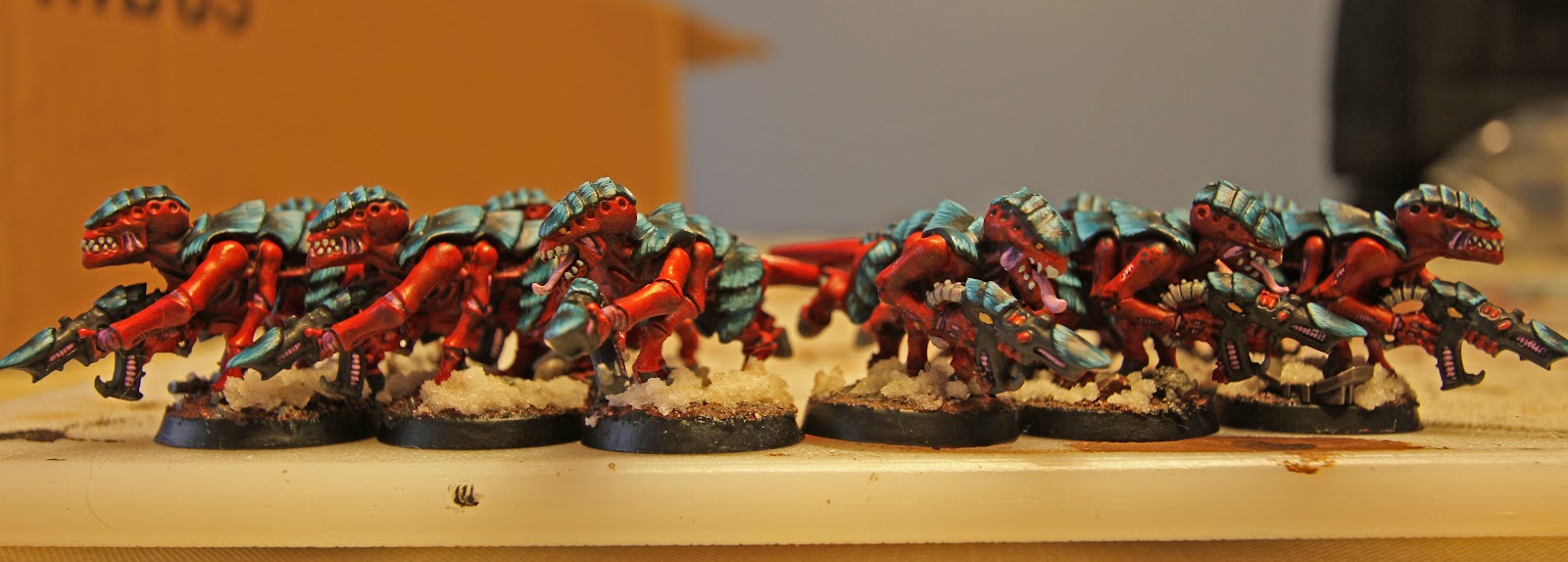 Dark Future Games: Hive Fleet Behemoth Hive Guard and Gants!