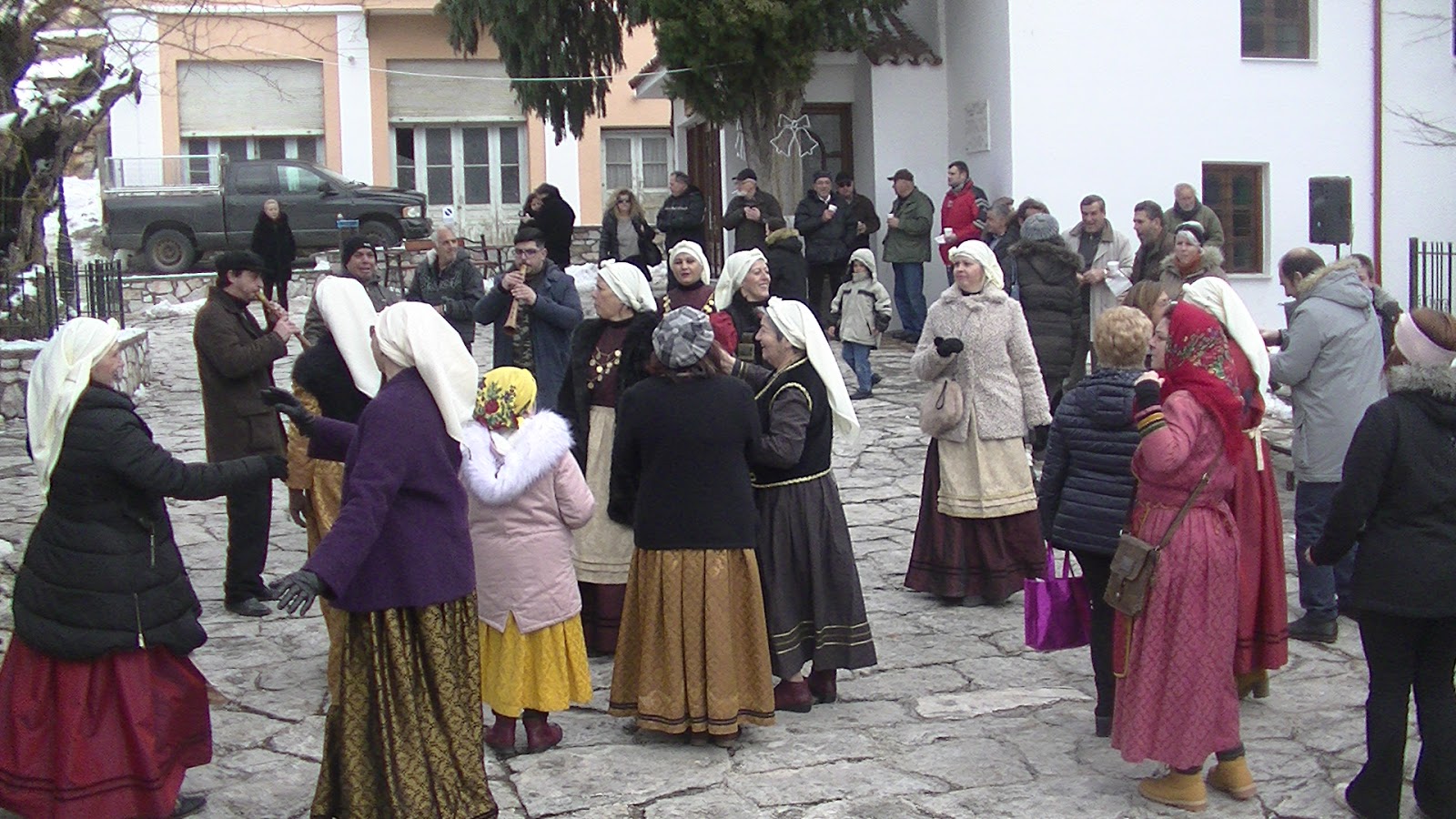 tseligas : ΓΑΛΑΤΙΣΤΑ.ΕΘΙΜΟ ΚΑΜΗΛΑΣ.2η ΜΕΡΑ . ΓΑΜΟΣ ΜΑΝΙΩΣ