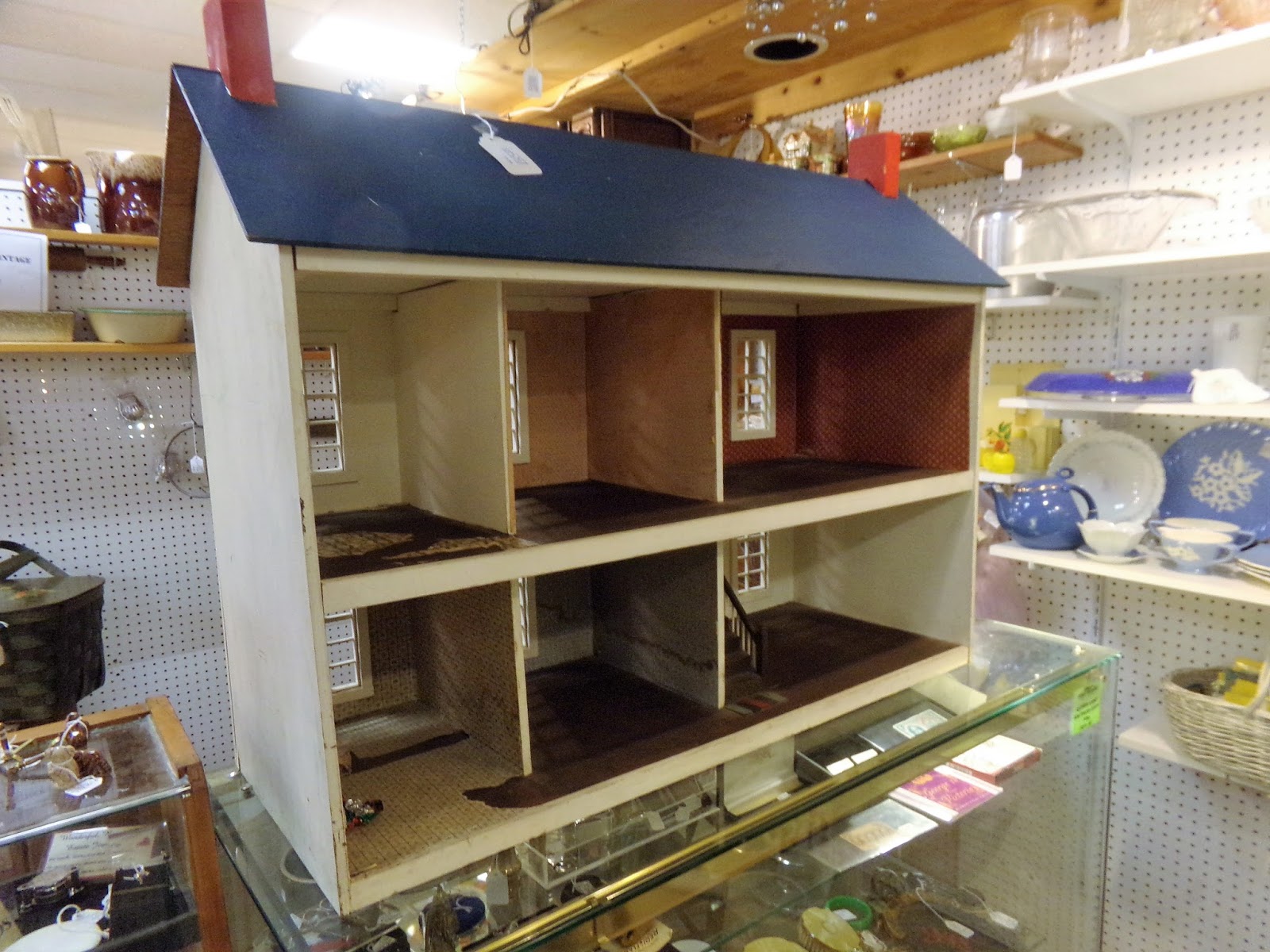 A Primitive Plot: Friday Town Peddler