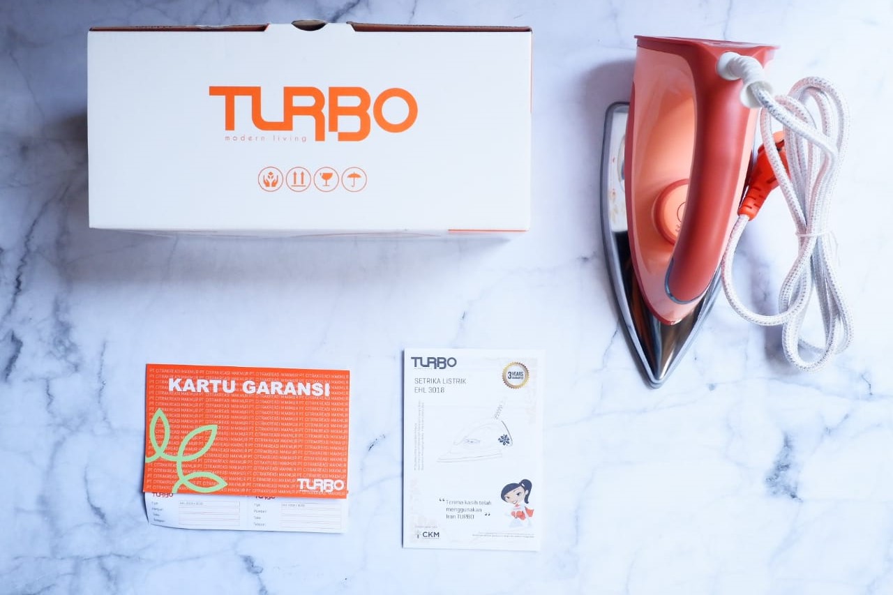 Cara Menyetrika Baju dengan Baik dan Benar