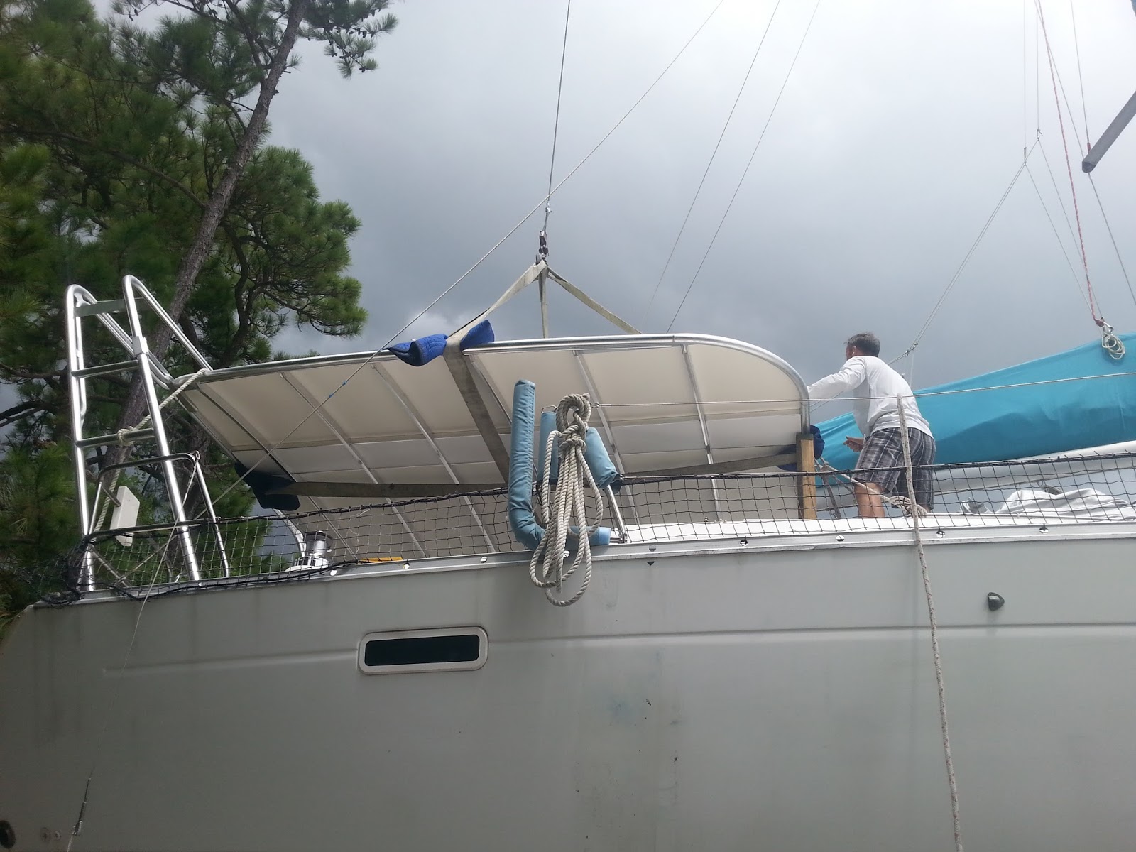 Sailing Luna Sea : Boat Projects: The BIG stuff begins...