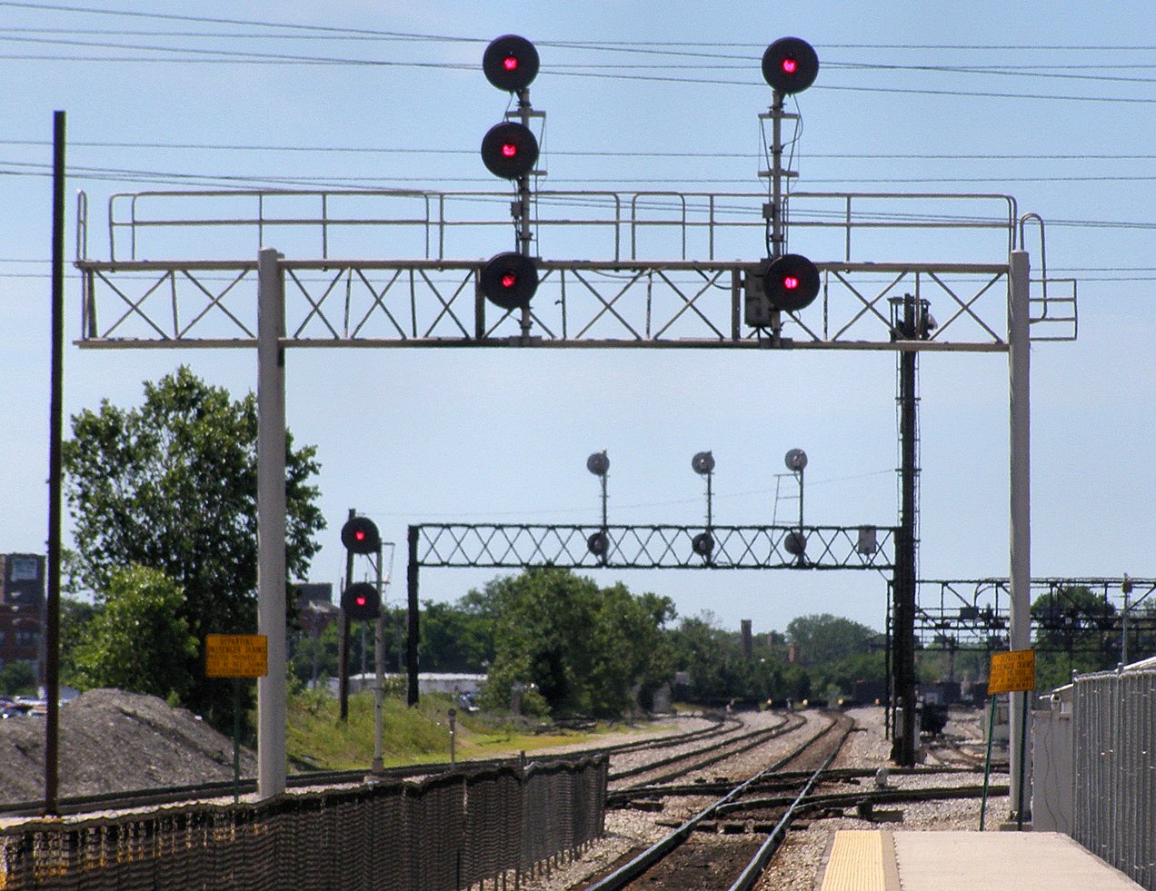 The Position Light: PHOTOS: METRA TOWER A-2 (Western Ave) Part 1