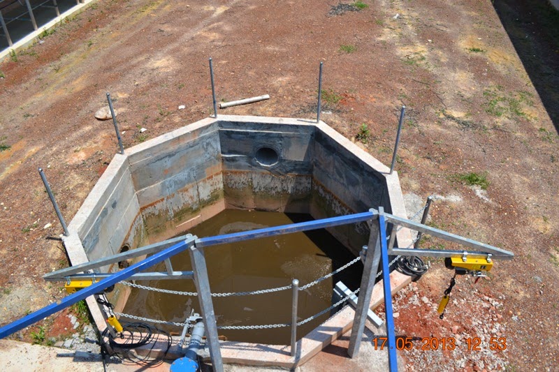Dairy Farm Equipment - Manure Handling : Dairy Farm Sample Photos with ...