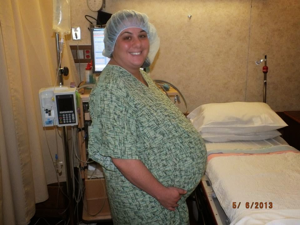 38 Weeks Pregnant Belly Twins