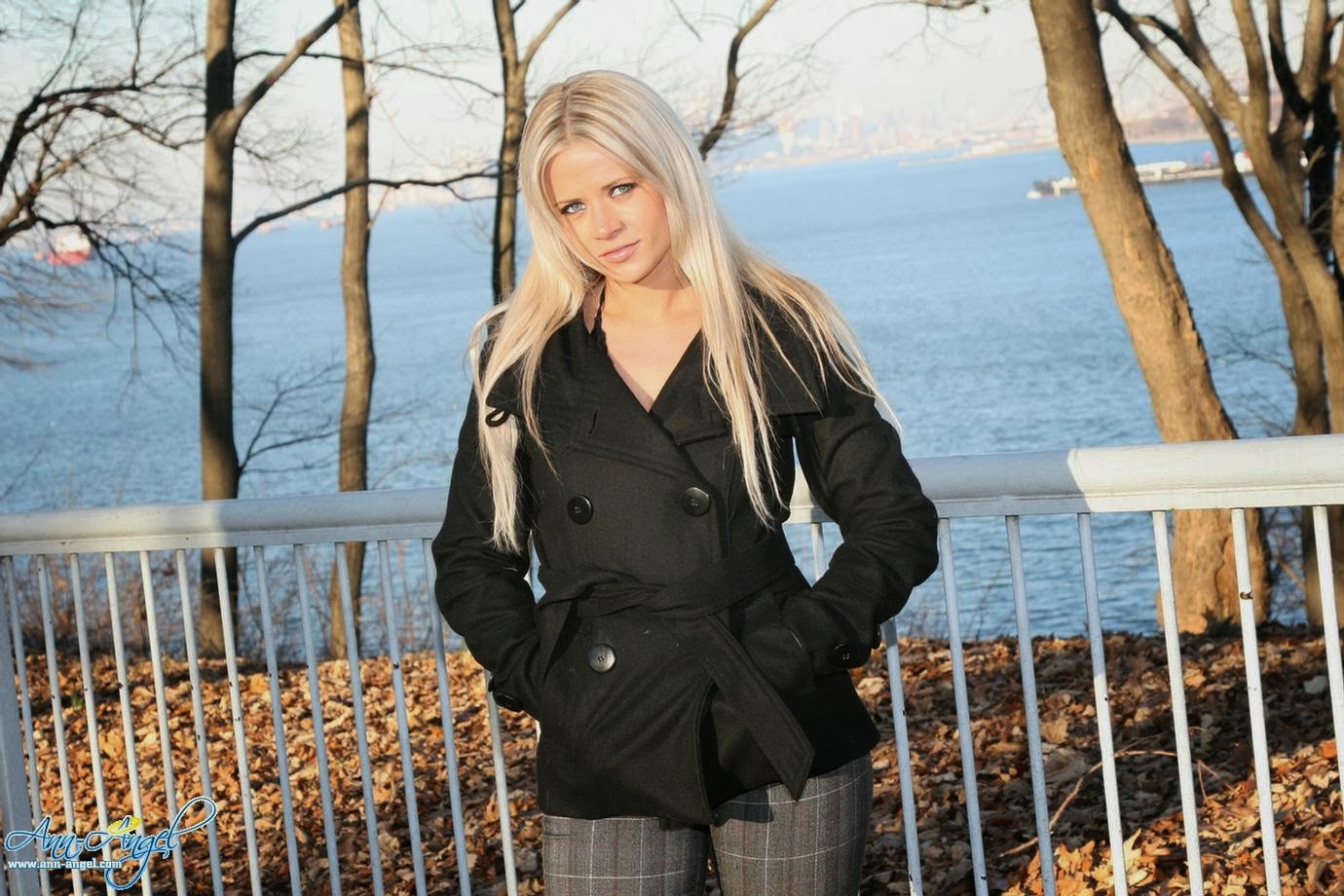 Biografias: Ann Angel Fotos #11