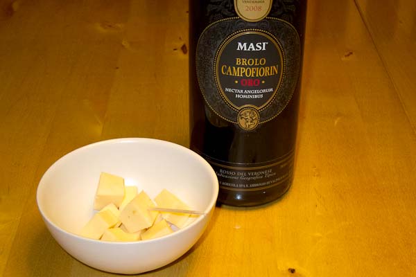 Erikas LCHF till vardag och fest: Ost och gott vin