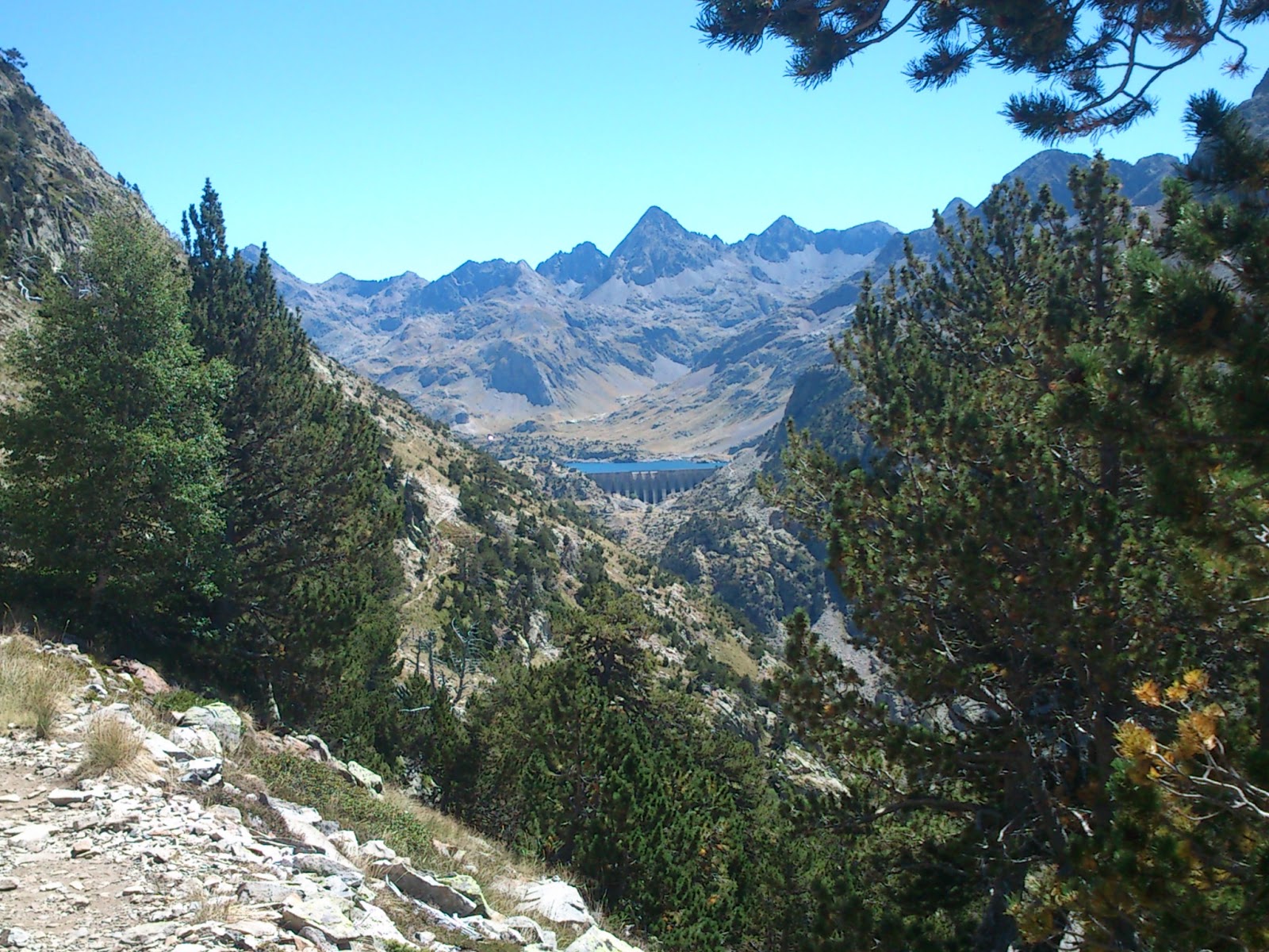 TREPARRISCOS OSCENSES: Ibones de Arriel y Embalse de Respomuso