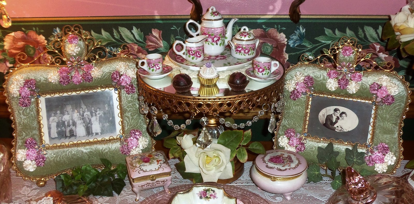 DEBBIE-DABBLE BLOG: Romantic Victorian Buffet, My Very Own Victorian ...