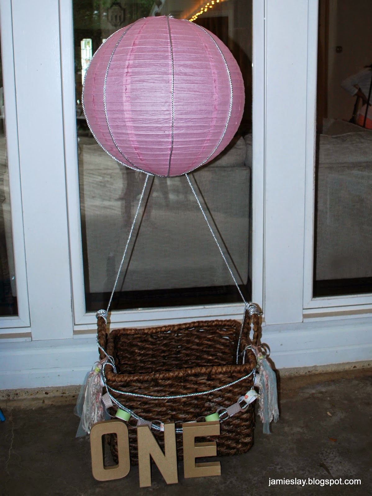 It's All in the Details: Hot Air Balloon Party