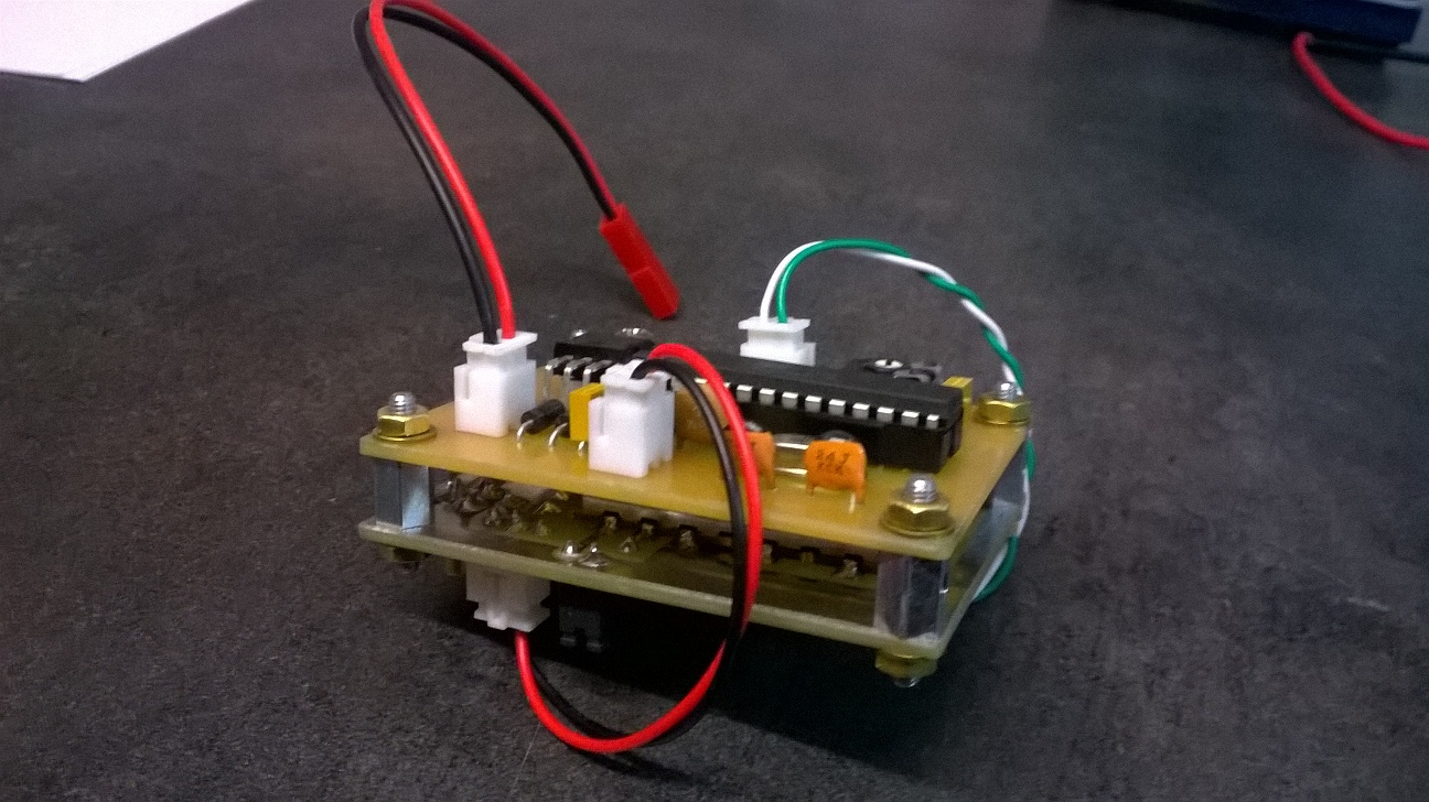 F1IEY - ATELIER RADIO: BALISE VHF 144MHZ - DRA818V