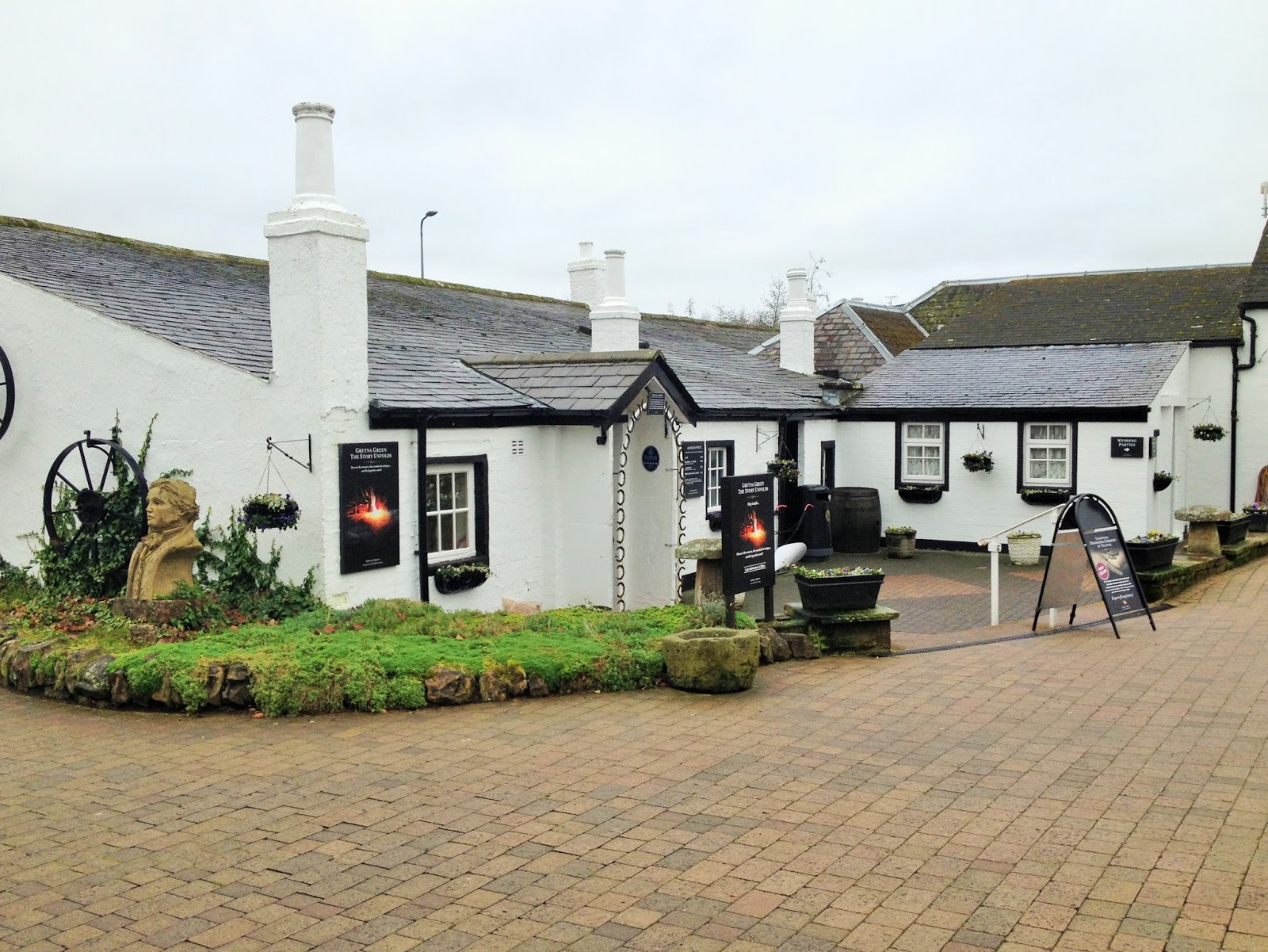 WW2 - The Second World War: Wartime events in Gretna and Gretna Green