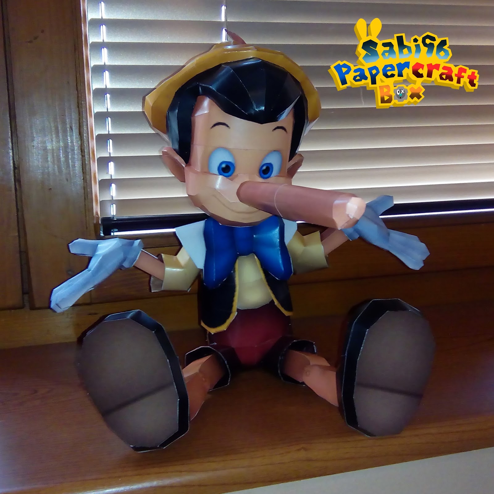Sabi96 Papercraft Box: Pinocchio (Sitting)