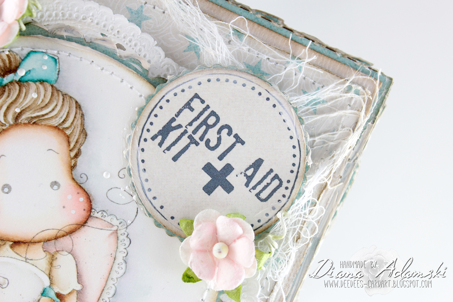 First Aid Kit | DeeDee´s Card Art