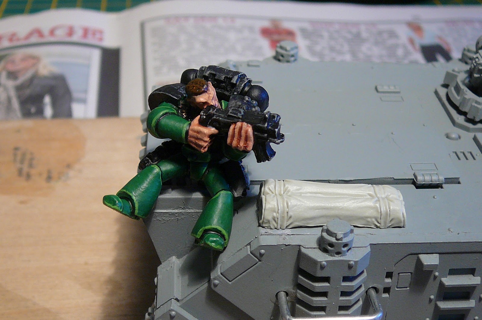 lucky punk: Rogue Trader Rhino Crew Space Marines - Finished