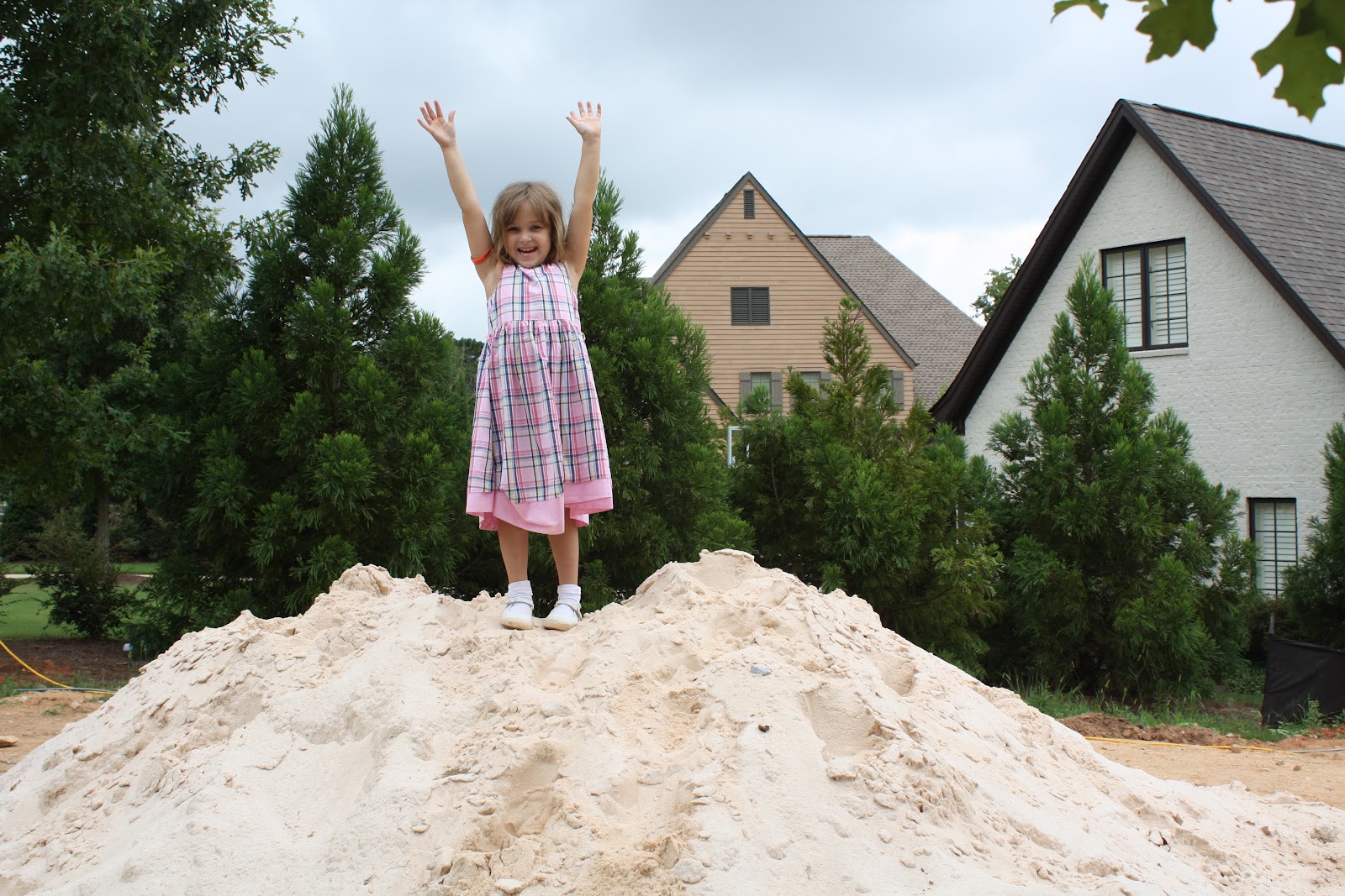 Home, Home on the Plains: The First Walls