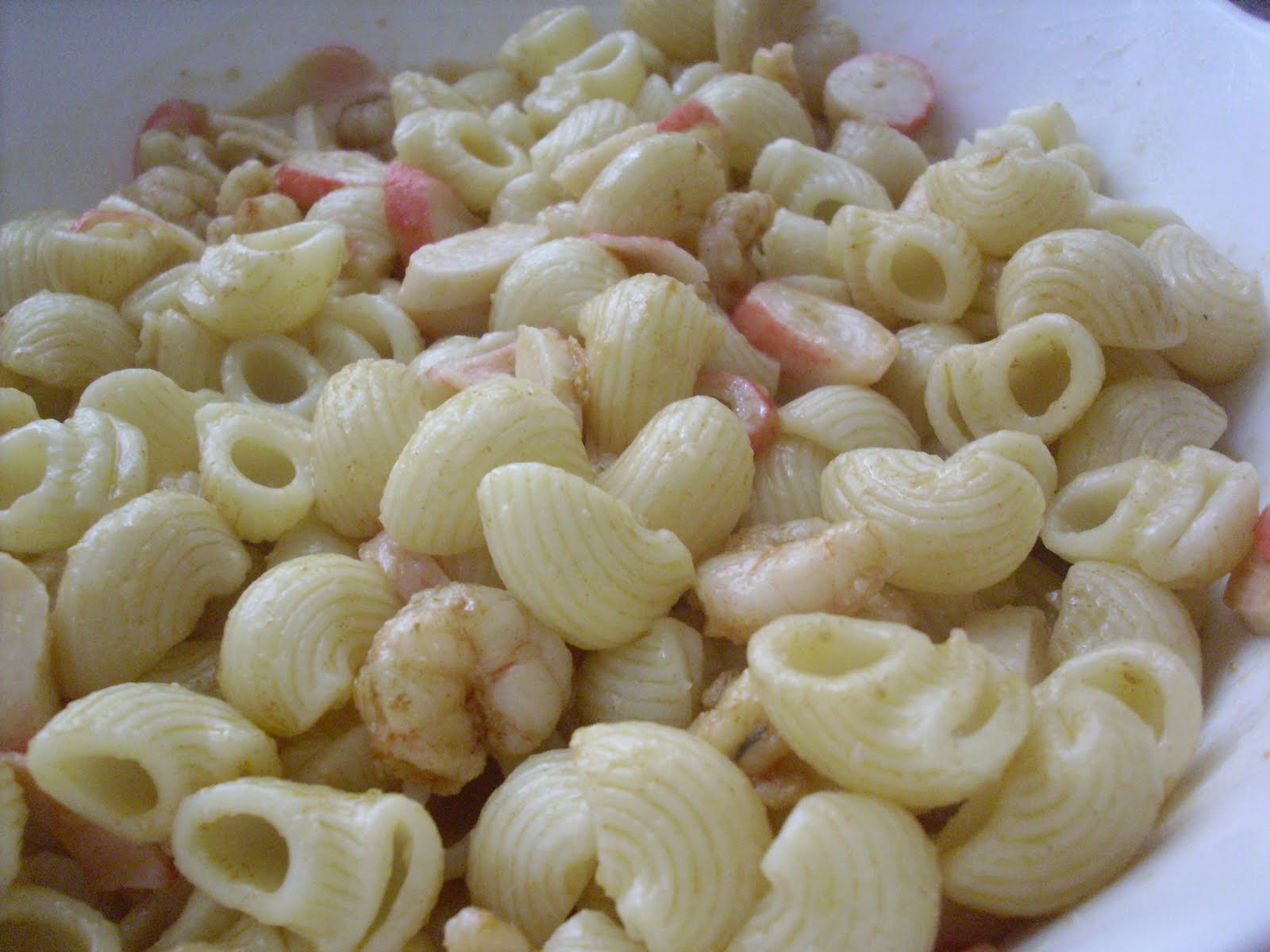 Mi Mamá Cocina: TIBURONES...con surimi , gambas y bonito del norte ...