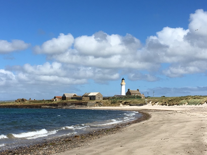 Life on (nearly) a Small Island: Sandside beach