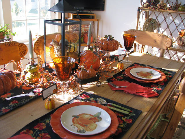 Designs by Pinky: ~~~Pumpkin Table for 2!!!~~~