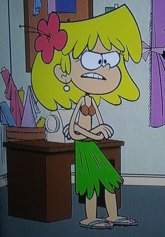 Anime Feet: The Loud House- Lori Loud