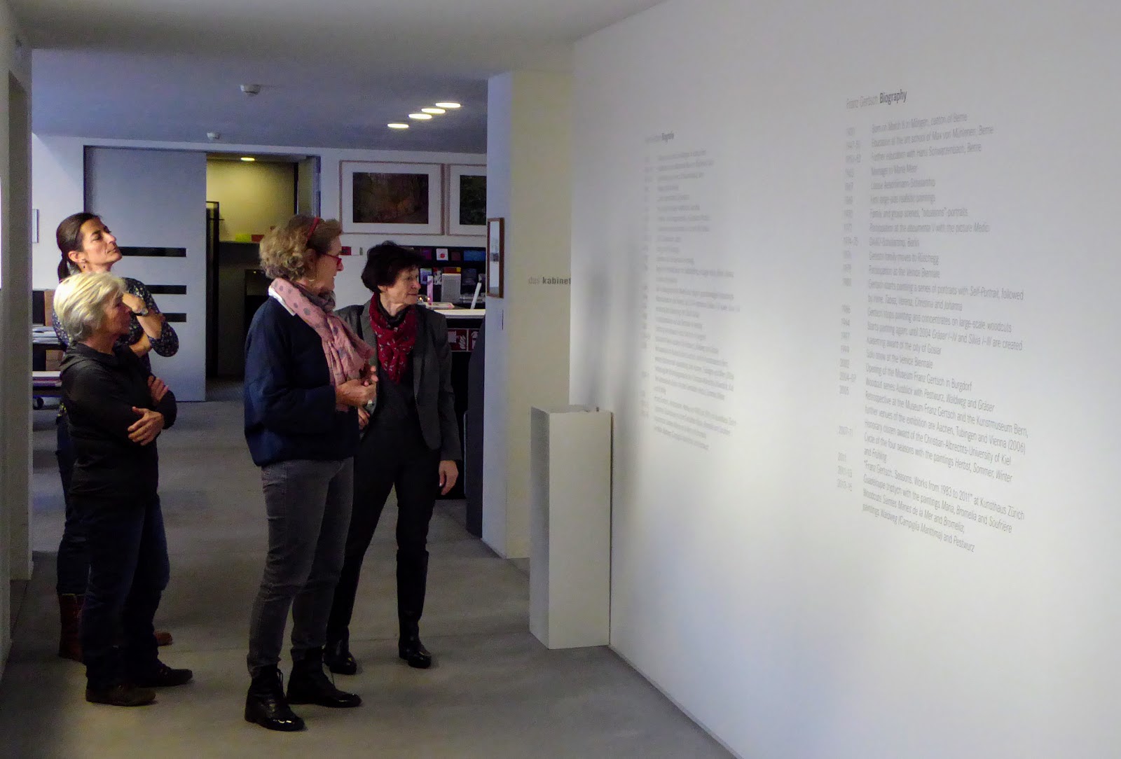 Museum Franz Gertsch & Lichtshow am Bundeshaus (Burgdorf & Bern) – Wandern mit Freunden