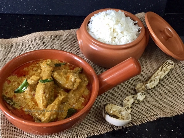 Shobha's Food Mazaa: KUNDAPUR CHICKEN CURRY / KUNDAPURA KOLI SAARU ...