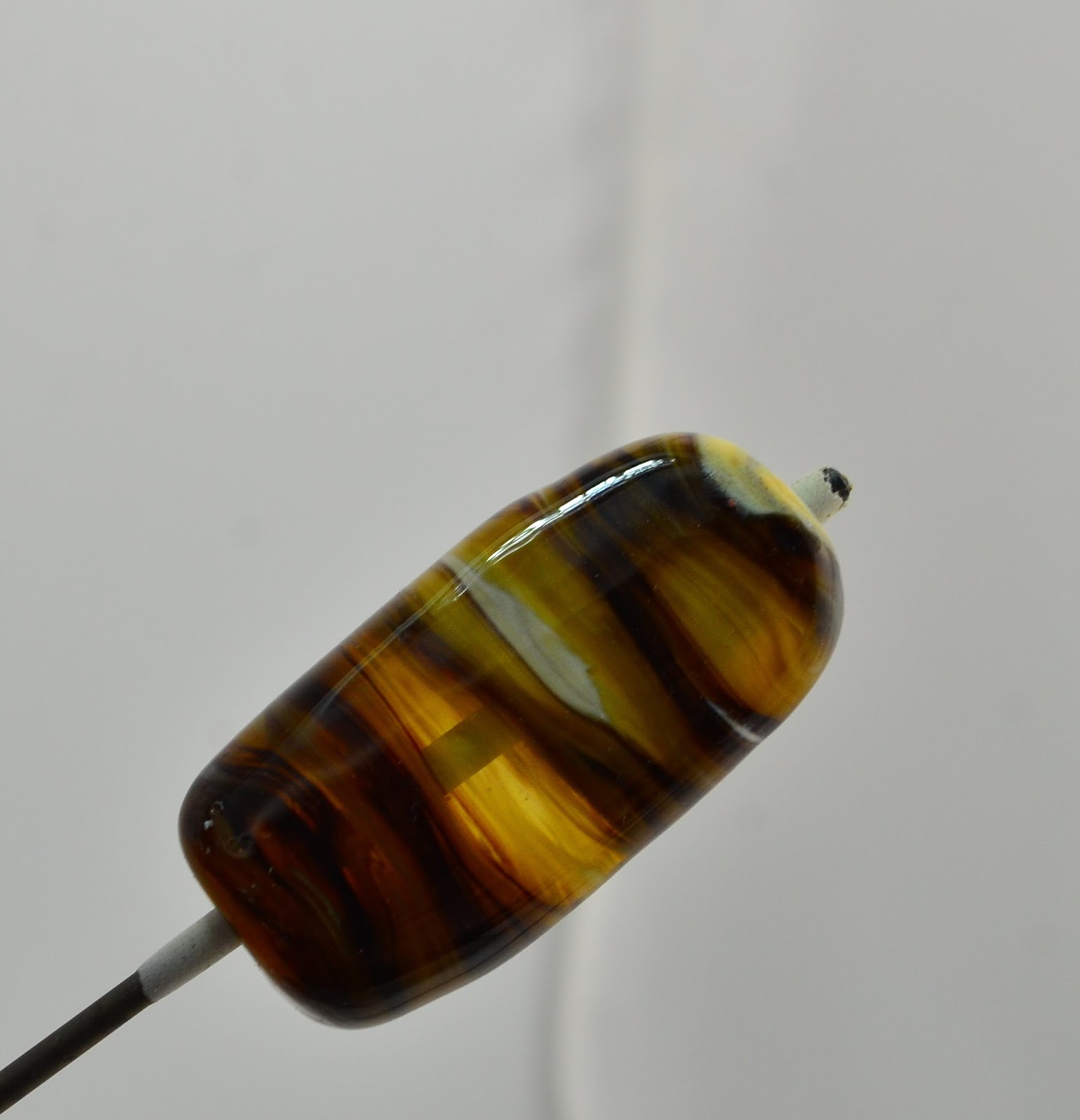 DragonJools: Effetre 284 Dark Avorio Nero