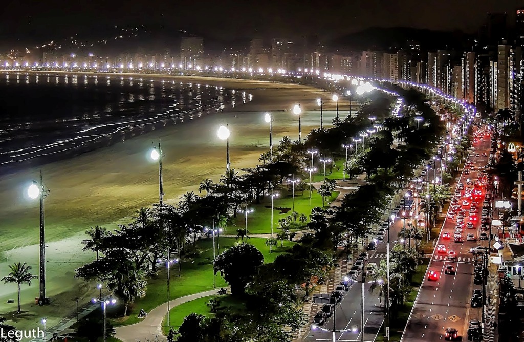 Urbanização de Sorocaba: Belo exemplo de parque Linear Cidade de Santos.