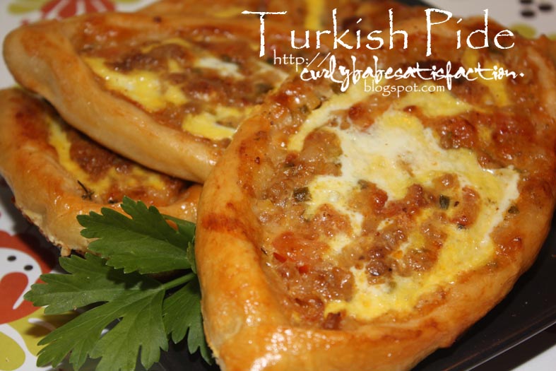Curlybabe's Satisfaction: Turkish Pide