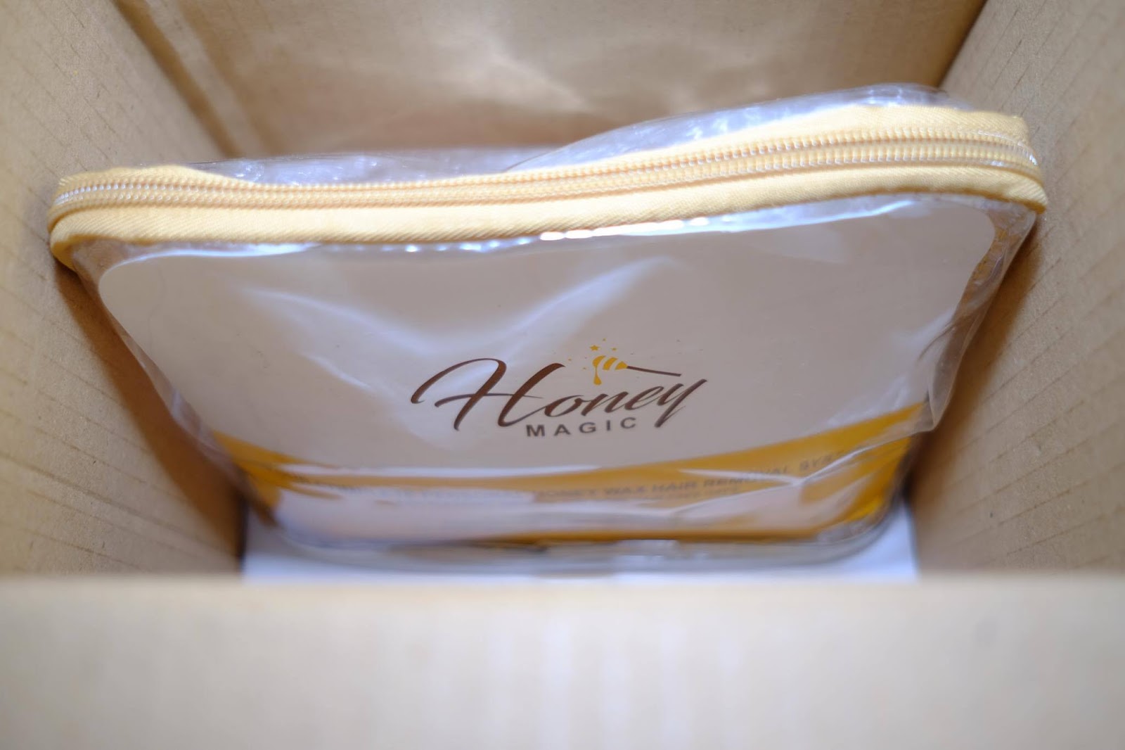 Pink Paradox: DIY WAX: HONEY MAGIC WAX