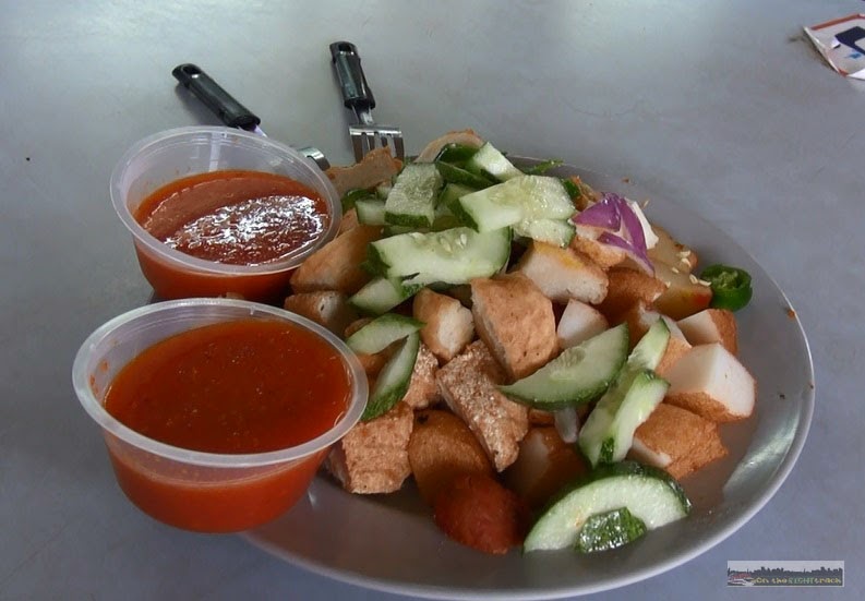 On The Right Track: Know How to Get There: Ayer Rajah Food Centre