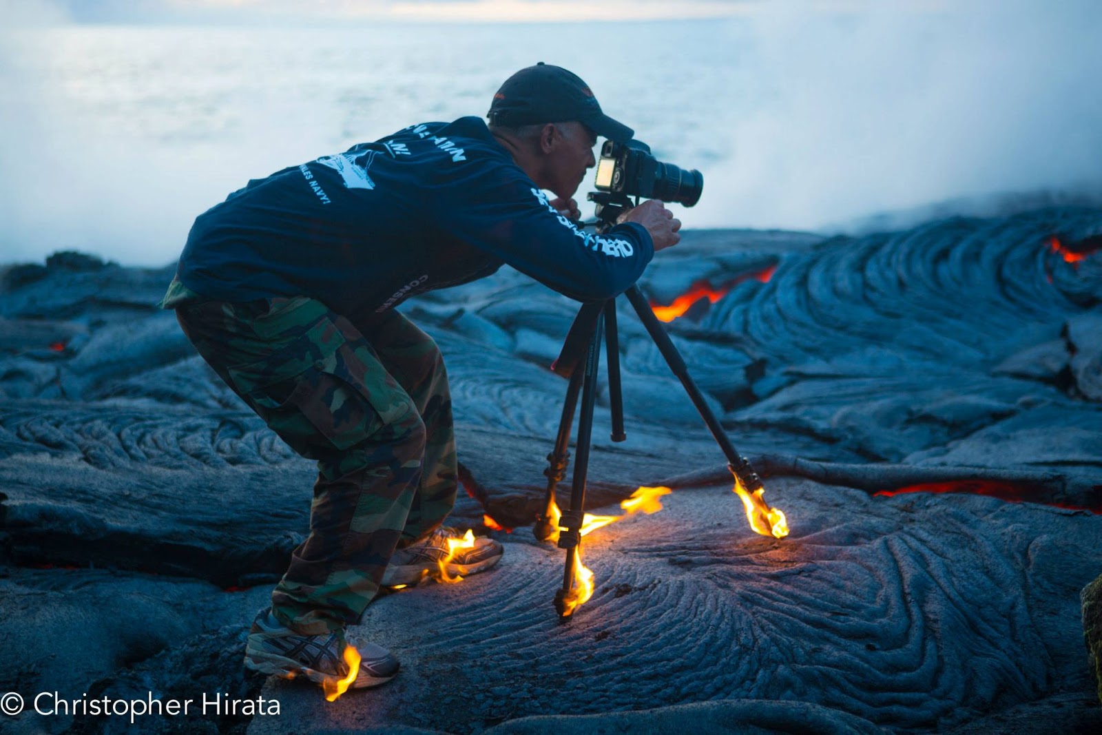 Meridianos: Fotografiando sobre la lava de un volcán