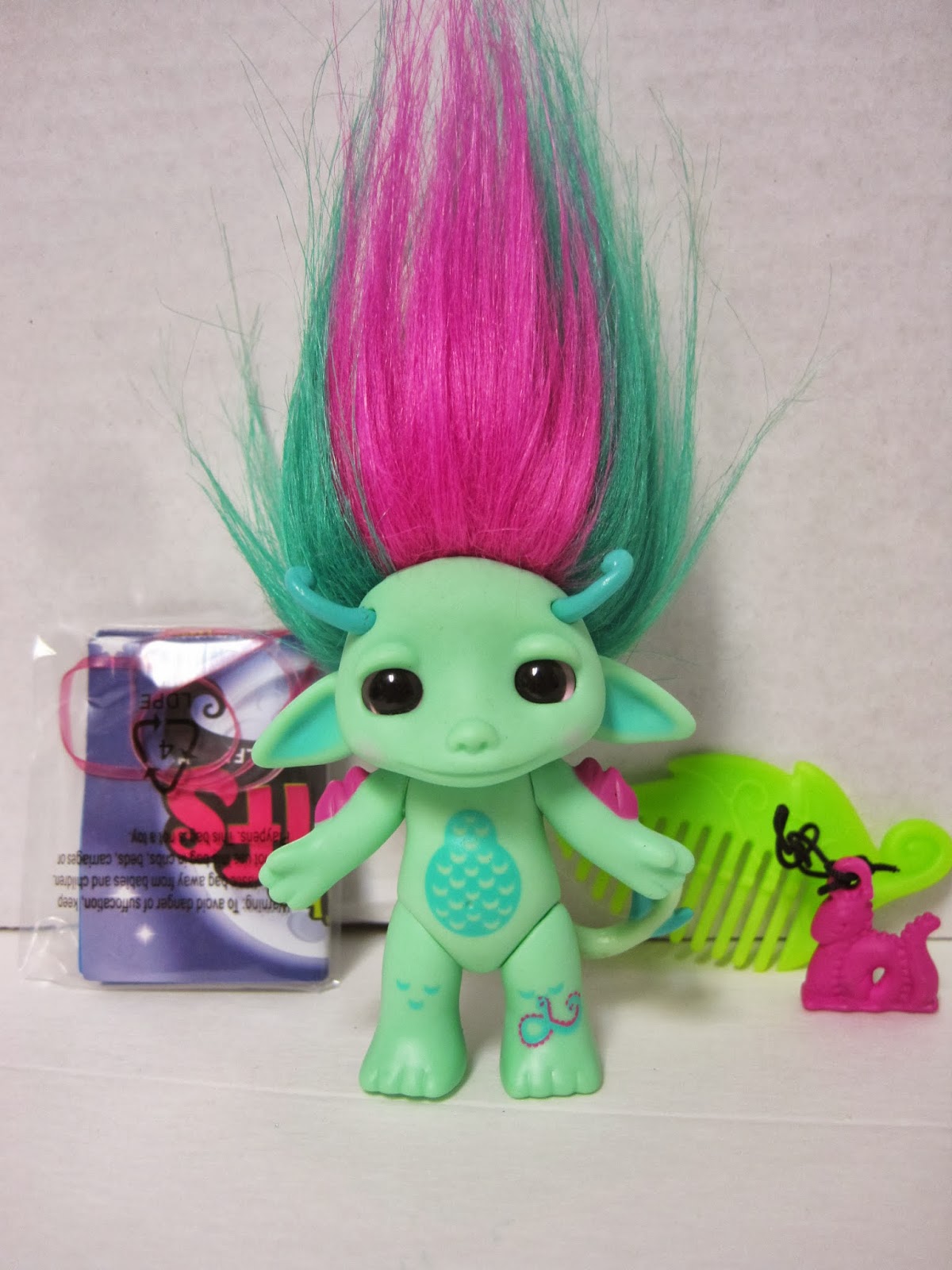 Never Grow Up: A Mom's Guide to Dolls and More: Zelfs Series 2 Review! :D