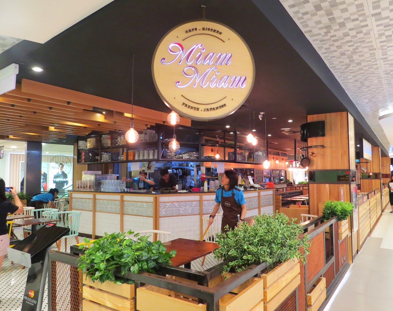 Miam Miam Restaurant - Bugis Junction | JACQSOWHAT: Food. Travel ...