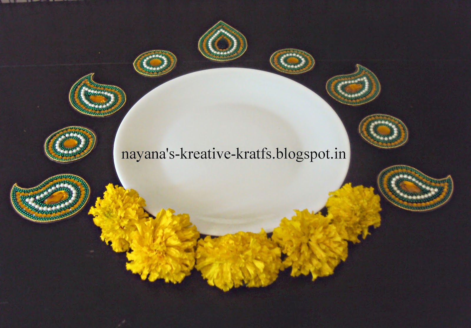 nayana's-kreative-krafts : Mahirap- Decoration around the plate