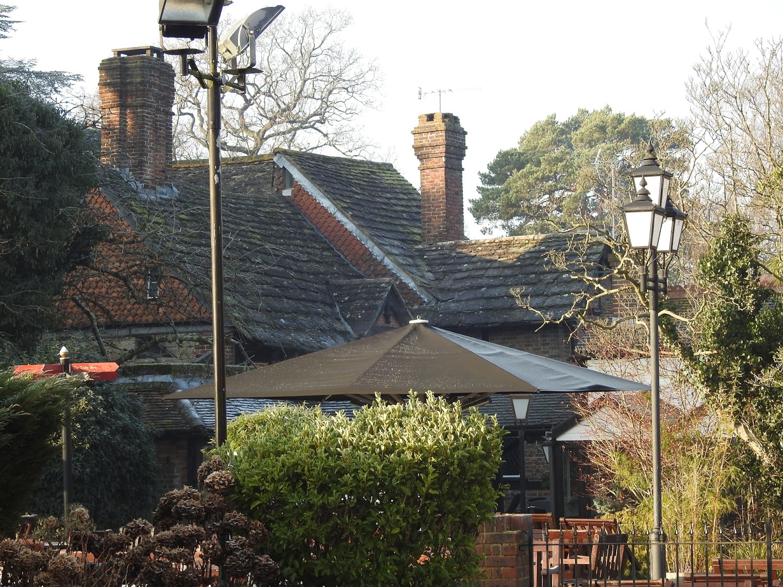 Crawley Old Town: FIFTEEN PICTURES: Hyders Hall (Gatwick Manor)