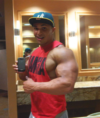 RACIEL: RACIEL "looking casual, looks amazing"