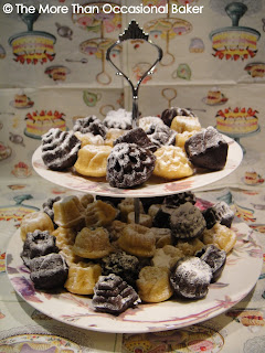 The more than occasional baker: Vanilla and Chocolate Mini Tea Cakes