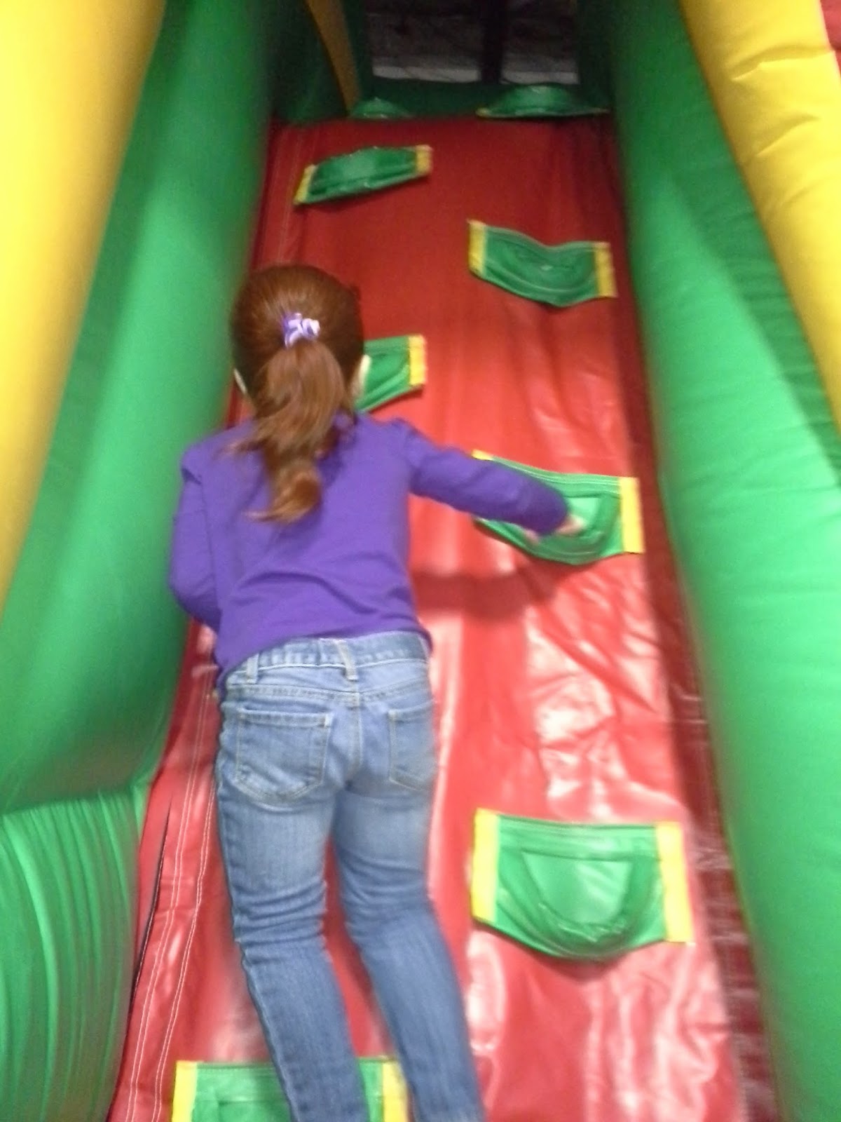 Henle House Chronicles: Jump Rattle & Roll