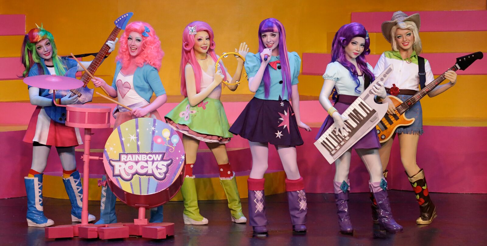 NOTICIAS Y EFEMERIDES MUSICALES Y DEL CINE: EL SHOW DE MY LITTLE PONY ...
