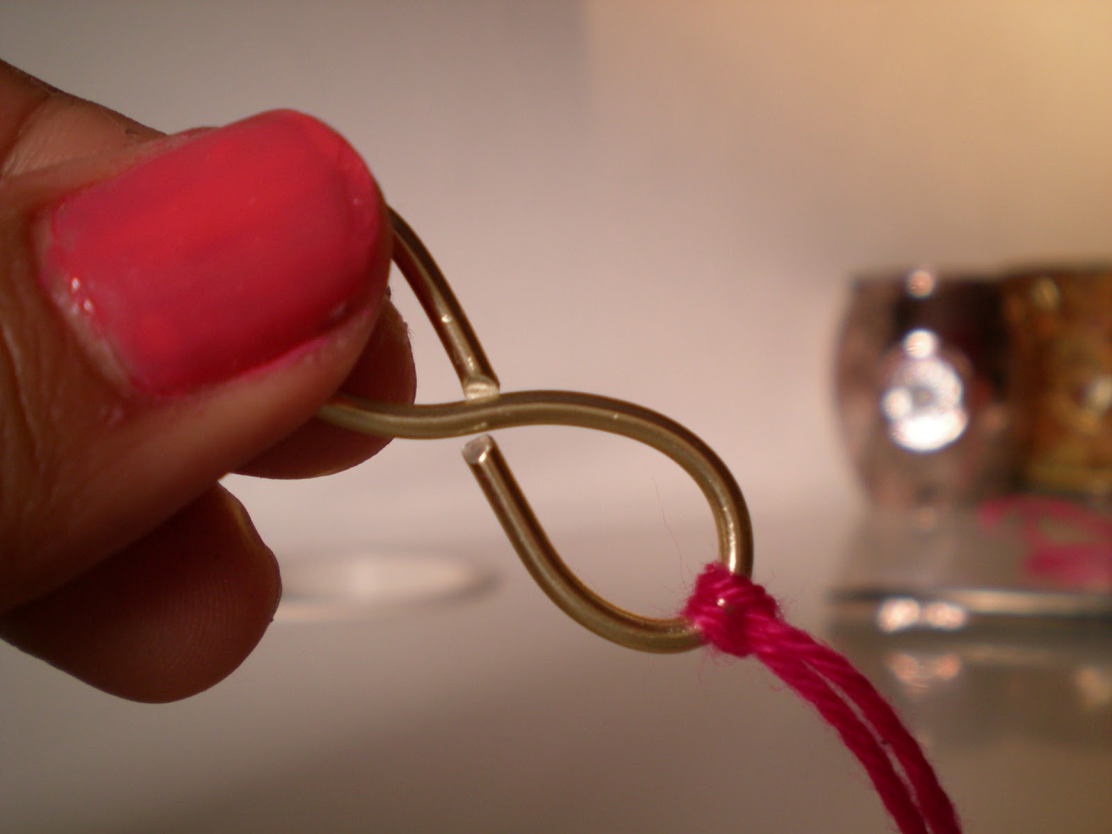 WILDFOXLUSH: DIY | Cute colorful bangles and infinty bracelets