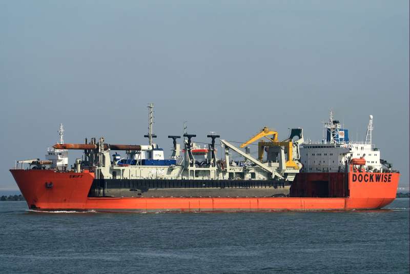SWIFT - Characteristics and pictures of a new ship entering Rotterdam ...
