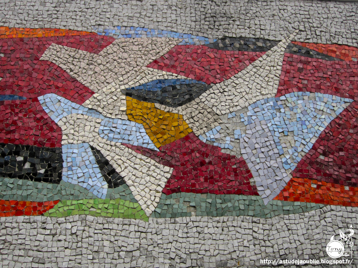 Vaucresson - Sculpture + Mosaïque - A. Bloc, H. Stragiotti