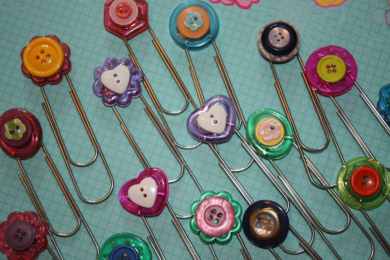 Living the Super Life: Super Cute and Easy Decorative Paper Clips