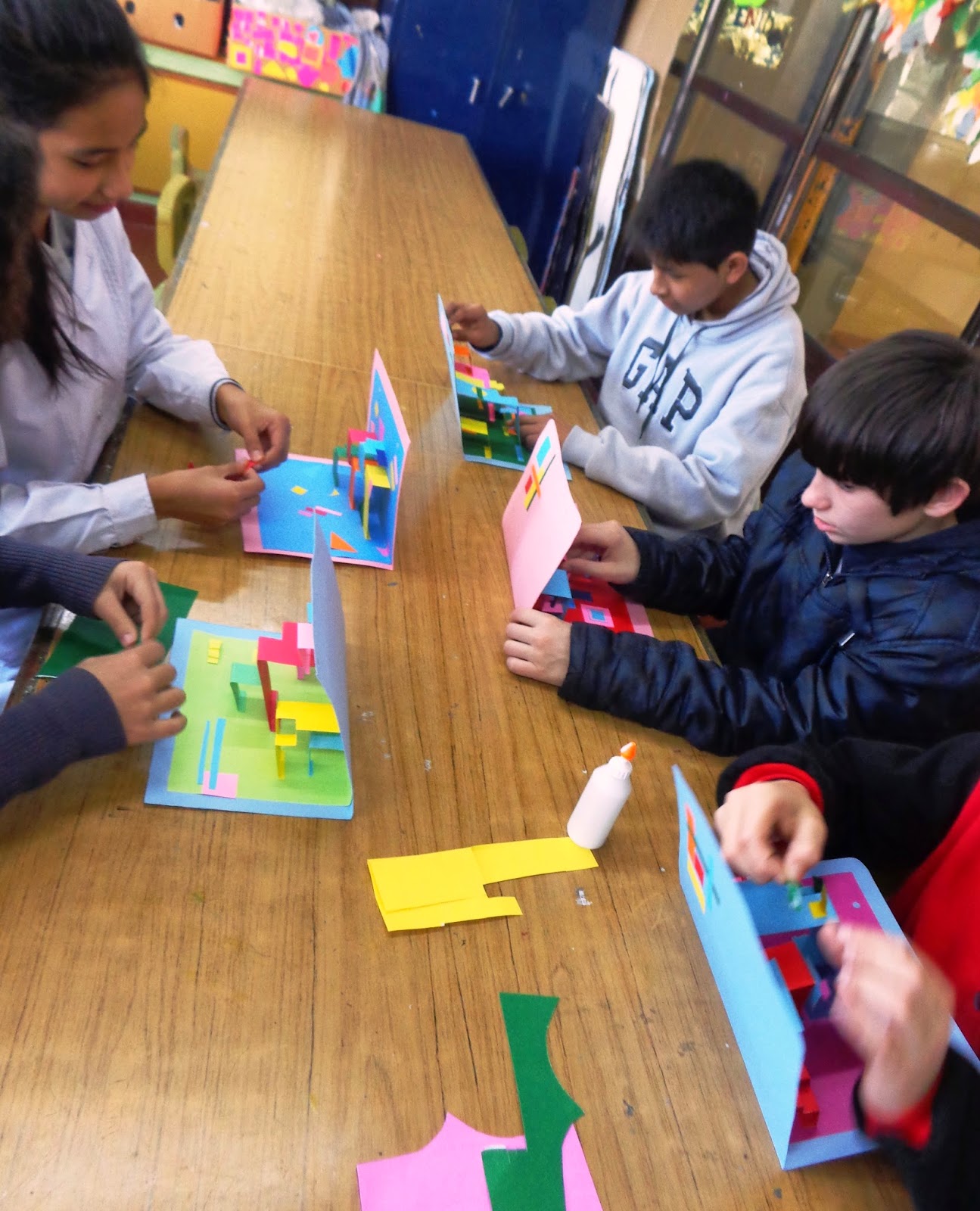 Esc. N° 9 D.E. 2°: POP UP