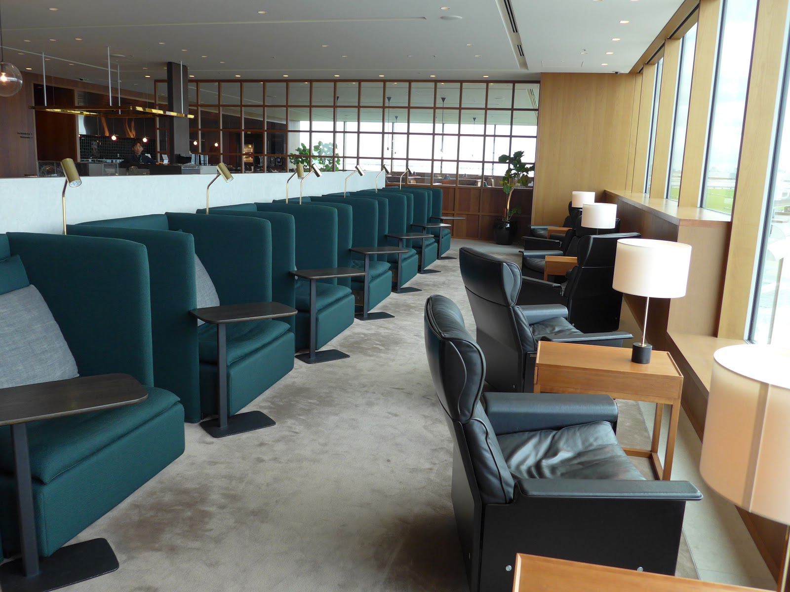 Lounge Review: Cathay Pacific Lounge Tokyo Haneda | OUR TRAVEL ITINERARY