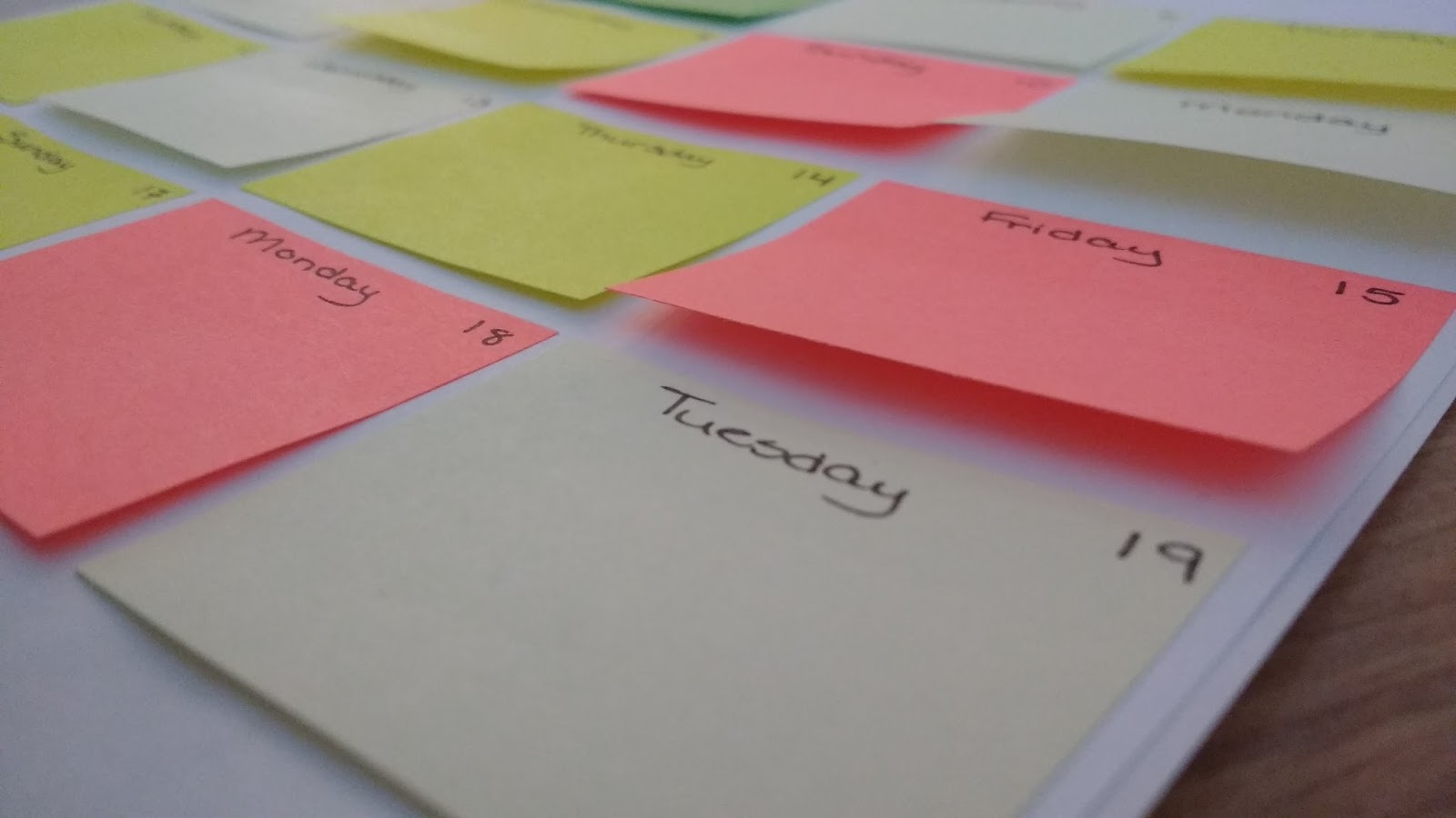 Pegacorn Paperbacks Book Blog: DIY Sticky-Note Calendar