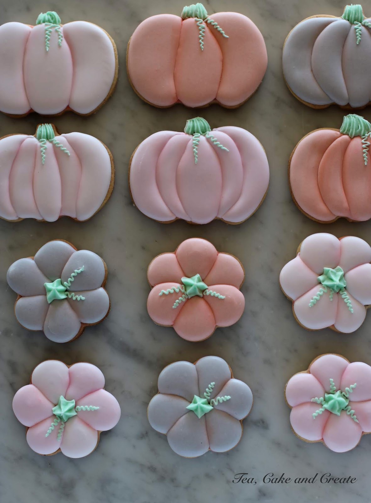 Tea, Cake & Create: Decorated Pumpkin Cookies